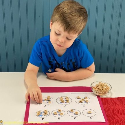 Counting Hearts - A Valentine Math Game for Preschool | Inspiration ...